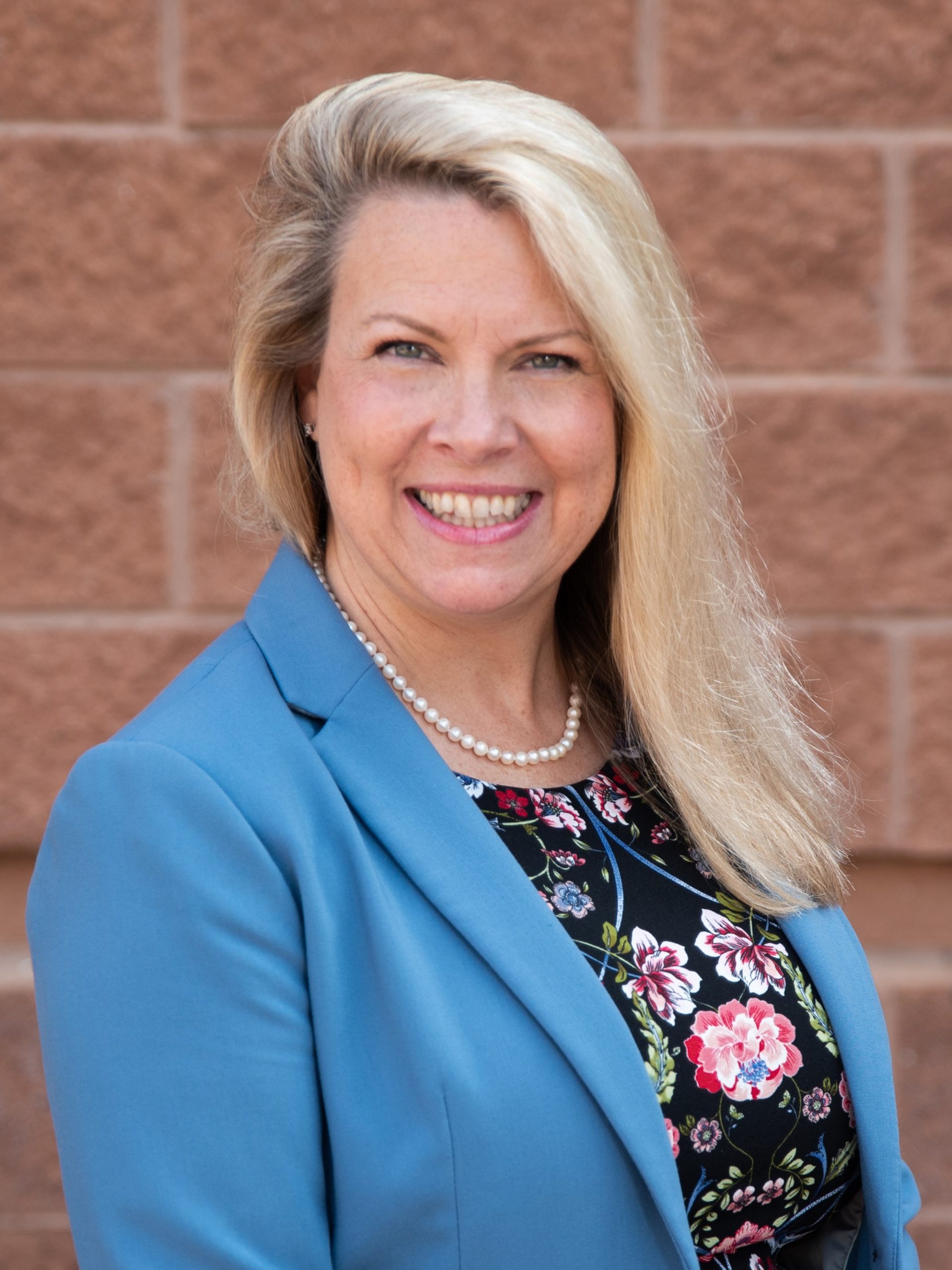 NCREC Bulletins – Kelly Allen receives Larry A. Outlaw Excellence in ...